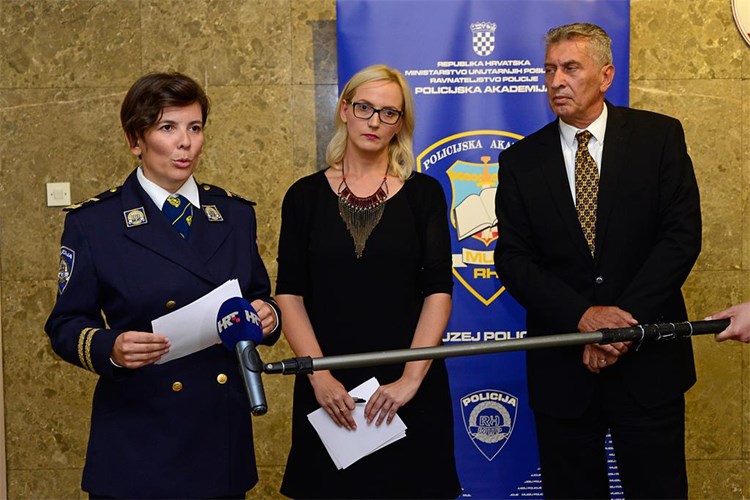 Muzej policije - Svečano je otvorena izložba „Policija kroz fotografiju“